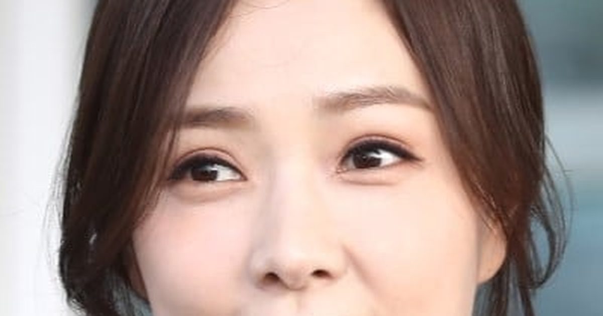 孫兌迎 (Son Tae-young) 的作品、曾參與的電影及個人簡介 - Enjoy Movie